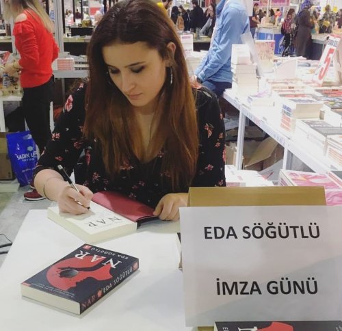 Eda Söğütlü Bayram (@edasogutlubayram)
