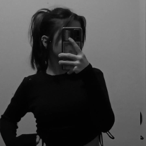 Emine Tok (@midnightdreamer)